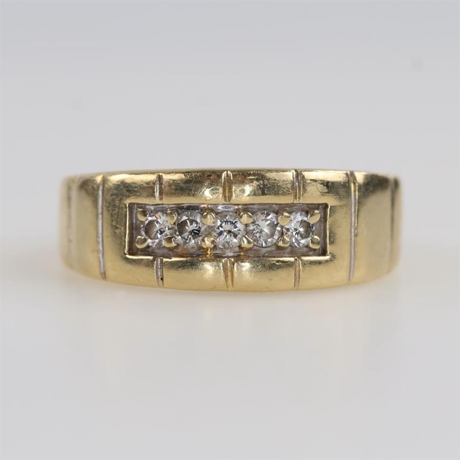 14kt Gold Diamond Ring | Property Room