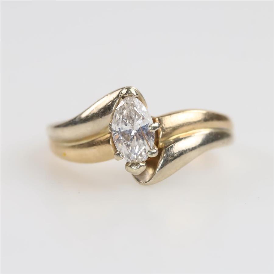14kt Gold Diamond Ring | Property Room