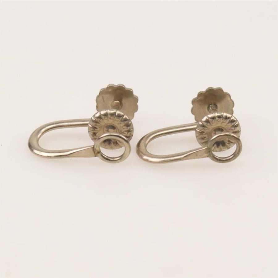 14kt White Gold Screw Back Clip-On Earring Findings | Property Room