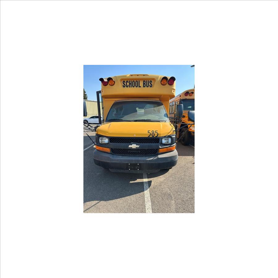 2009 Chevrolet Collins Bus (Merced, CA 95348) | Property Room