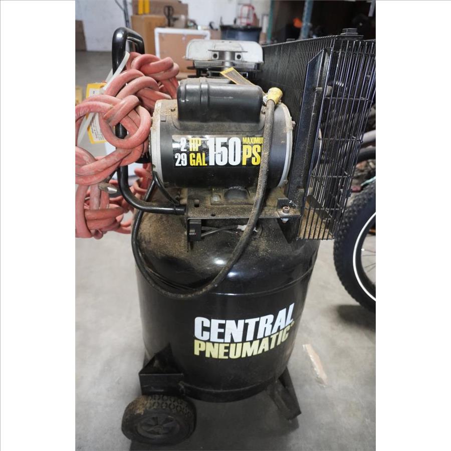 Central Pnuematic 29 Gallon Air Compressor | Property Room