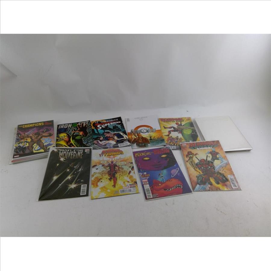 Comics 20+ Pieces | Property Room