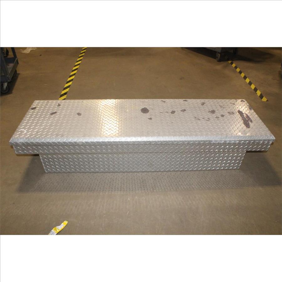 Daws Manufacturing Aluminum Tool Box | Property Room