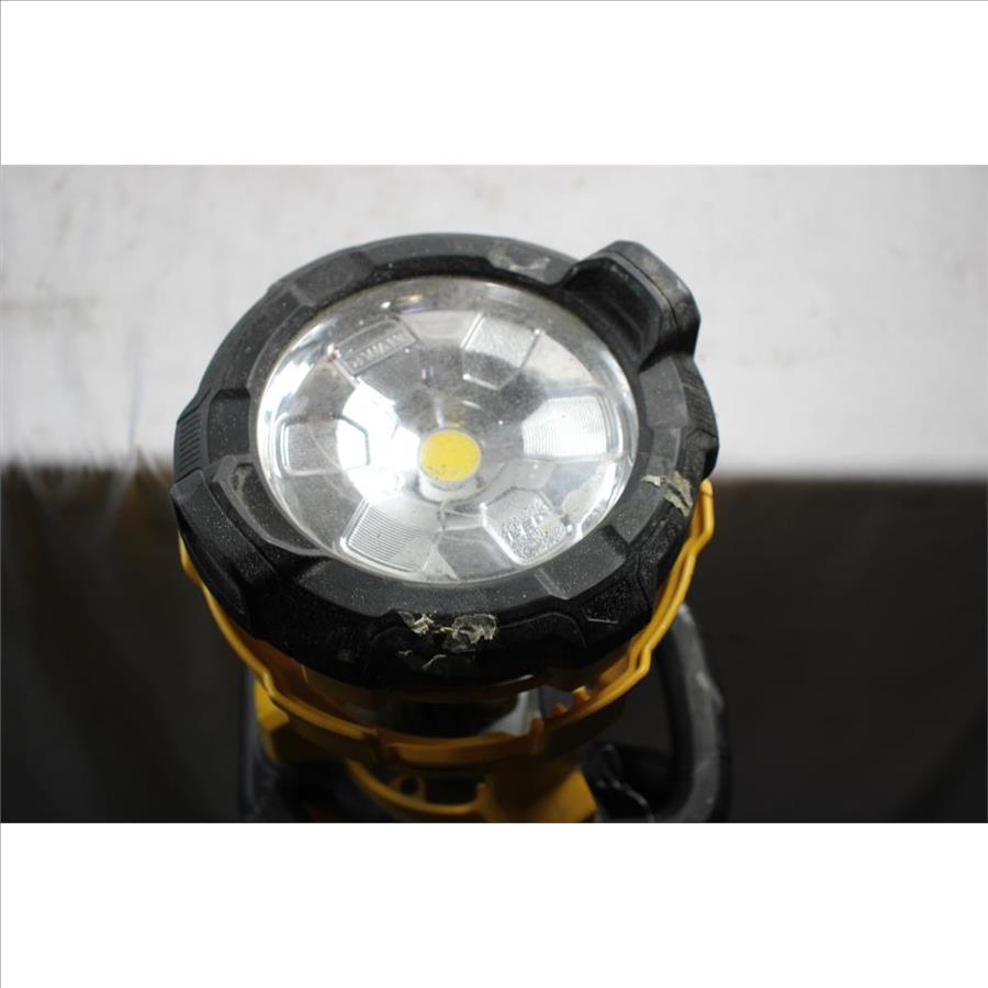 DeWalt Worklight, DCL079 | Property Room