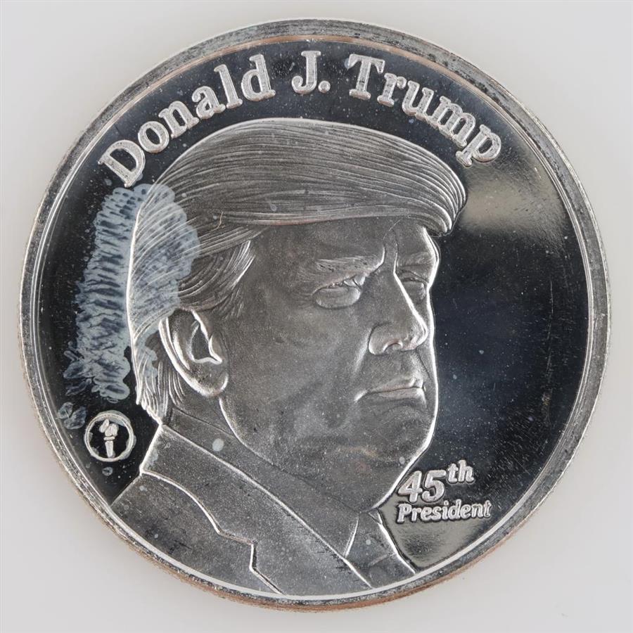 Donald J Trump 45th US President Fine Silver Round 1 Troy Oz | Property ...