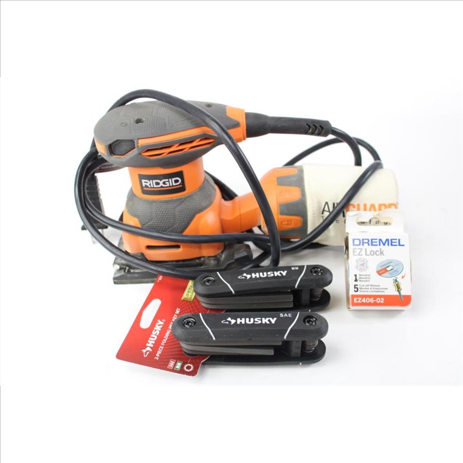 Husky 22" Connect Cantilever Toolbox | Property Room