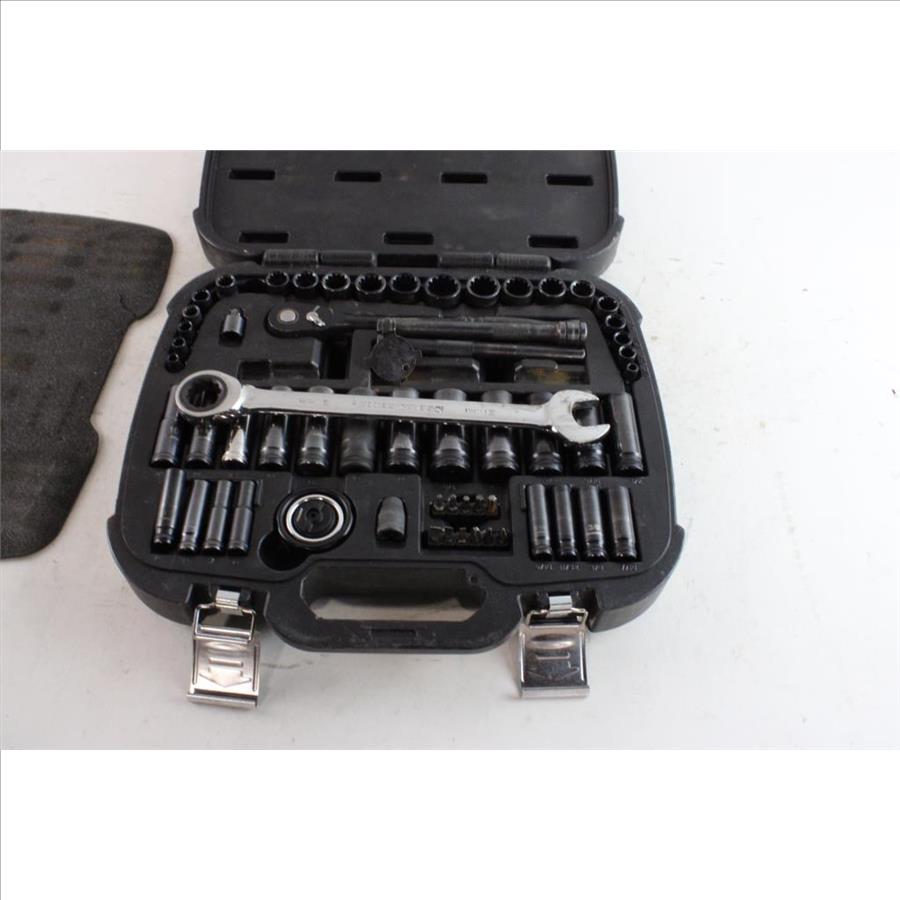 Husky Socket Set, 10+ Pieces | Property Room