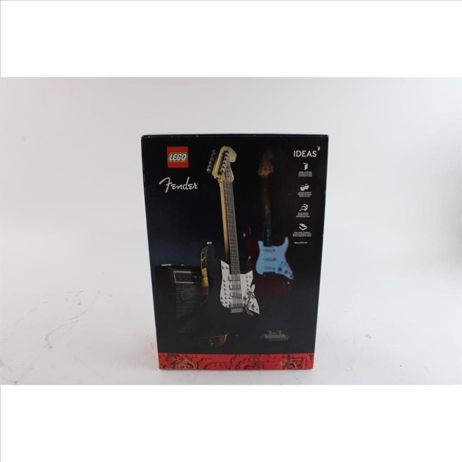 Lego Ideas #037 Fender Stratocaster Set | Property Room