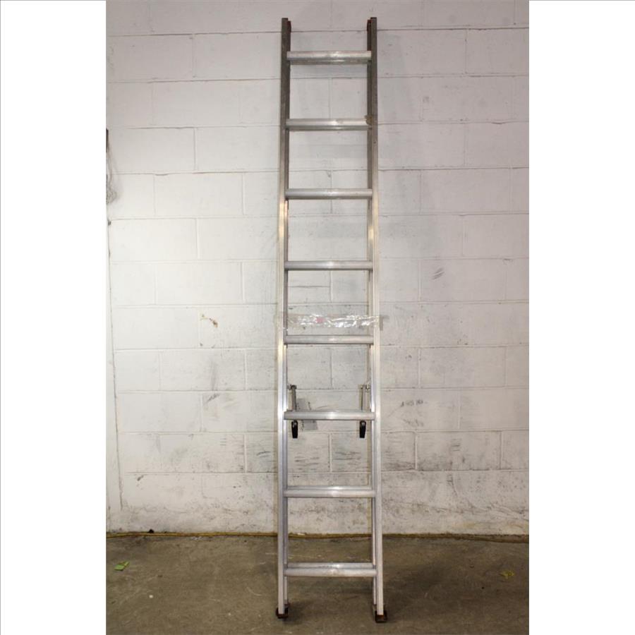 Louisville 16' Extension Ladder | Property Room