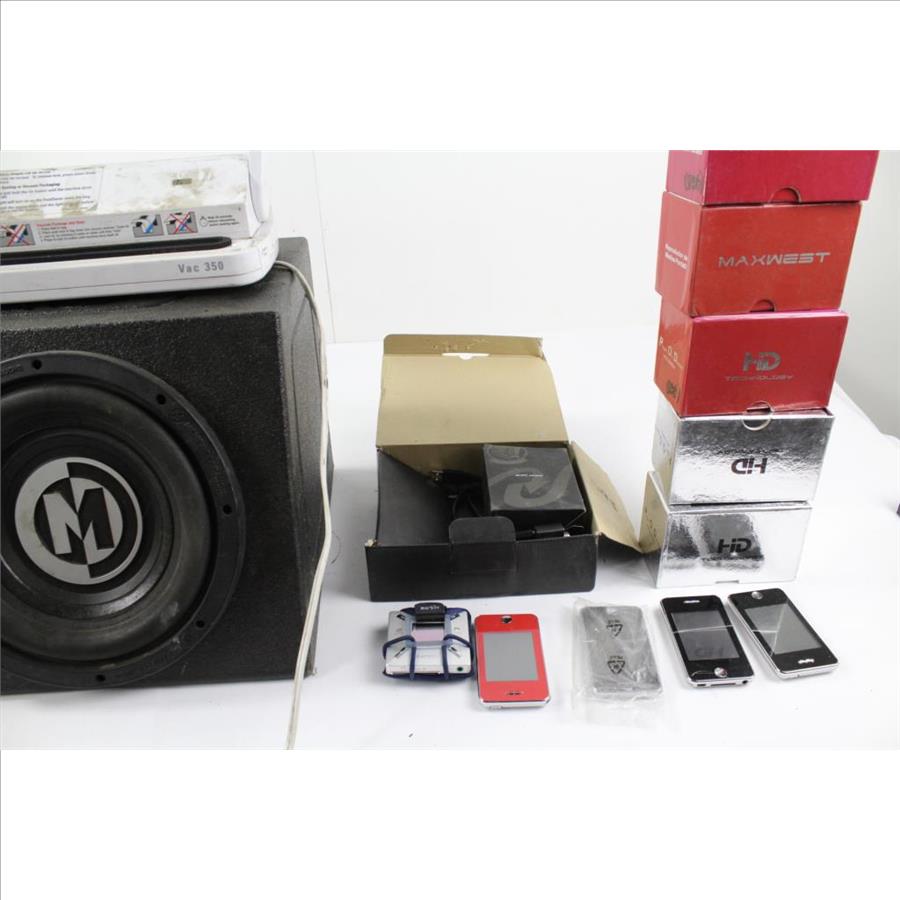 Memphis Probox Rocks Speaker Box & More, 10+ Items | Property Room