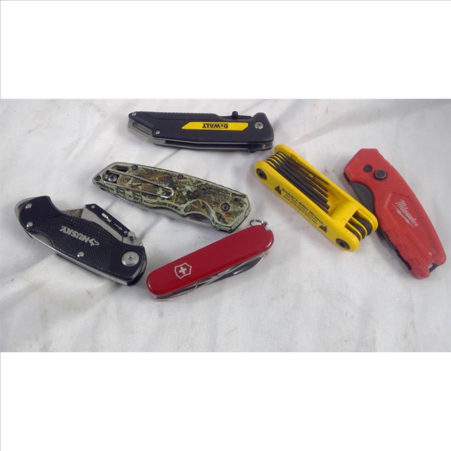 Milwaukee Knives, Archer's Allen Wrench Tool, 6+ Pieces | Property Room