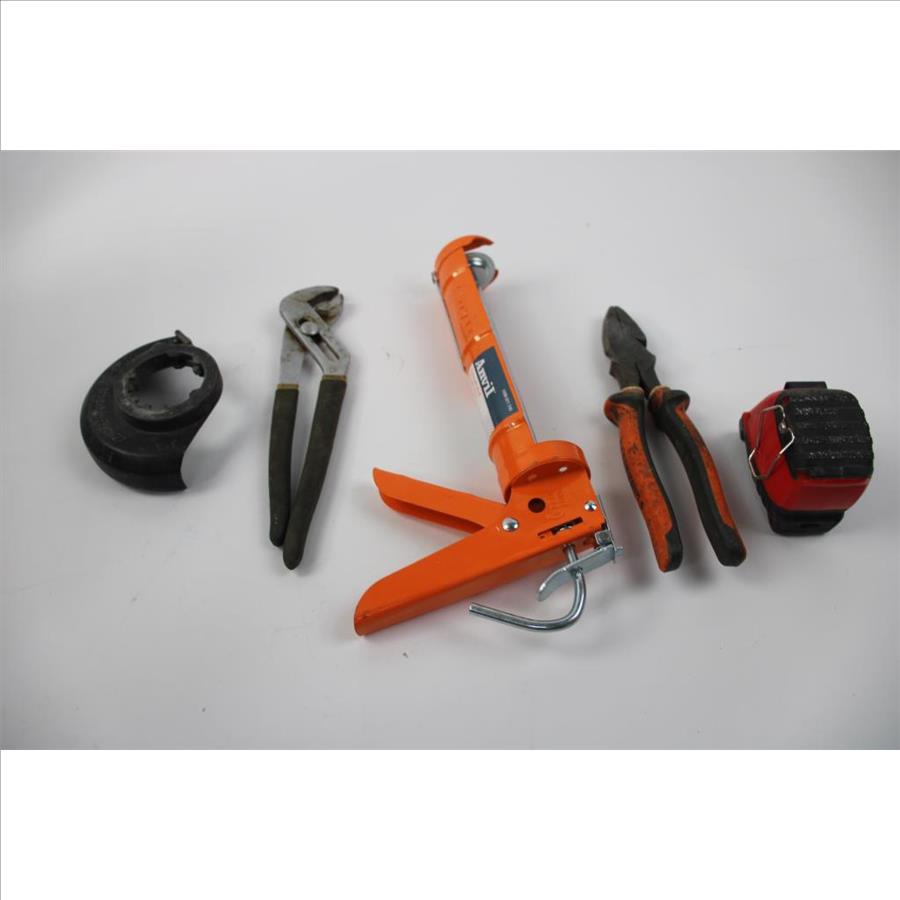 Milwaukee Tape Measure, Anvil Caulk Gun, Workforce Tongue And Groove ...