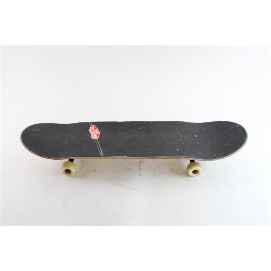 Nyjah Huston Complete Deck With Thunder Trucks & Globe 99A Wheels ...