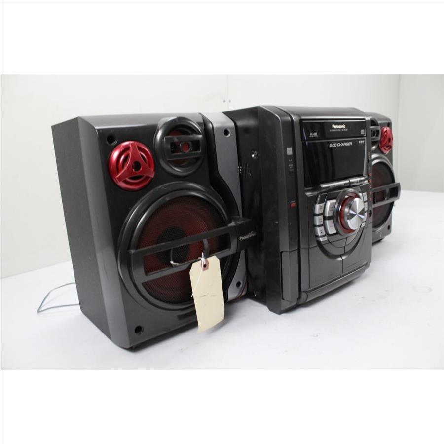 Panasonic SA-AK330 CD Stereo System, 3 Items | Property Room