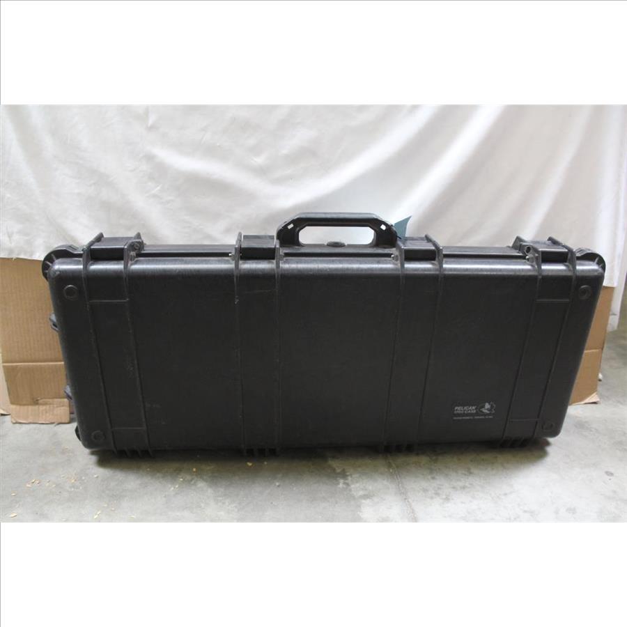 Pelican Rifle Hard Rolling Case | Property Room
