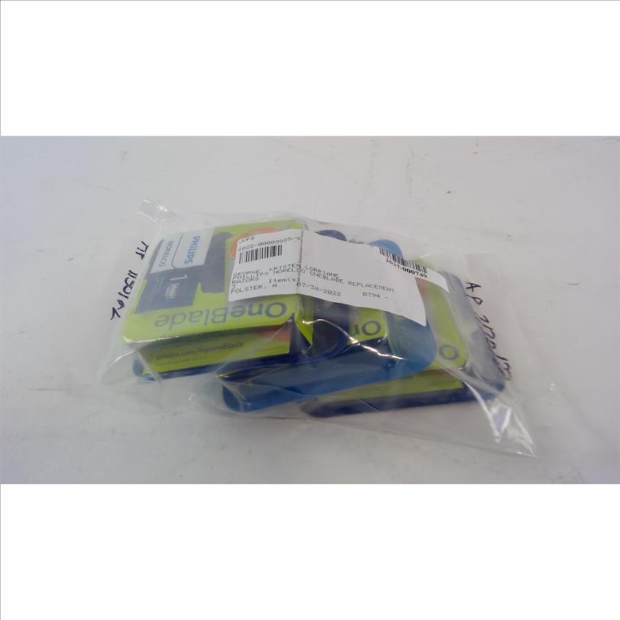 Philips Norelco One Blade Razors, 4 Pieces | Property Room