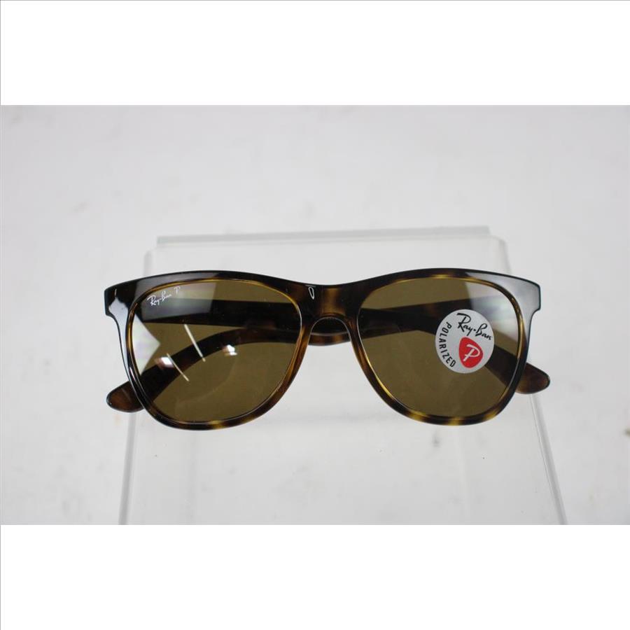 Ray Ban Men's Sunglasses, RB4184 | Property Room