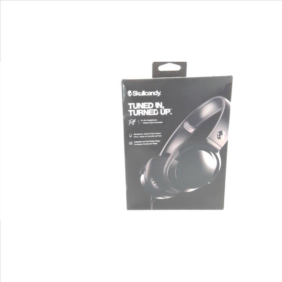 Skullcandy Riff Wired Headphones | Property Room