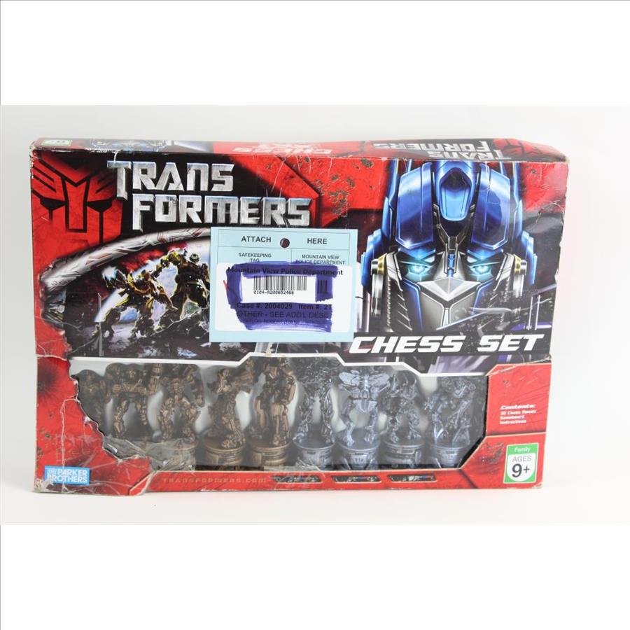 TRANSFORMERS CHESS SET Complete Pieces Parker Brothers 2007 | Property Room