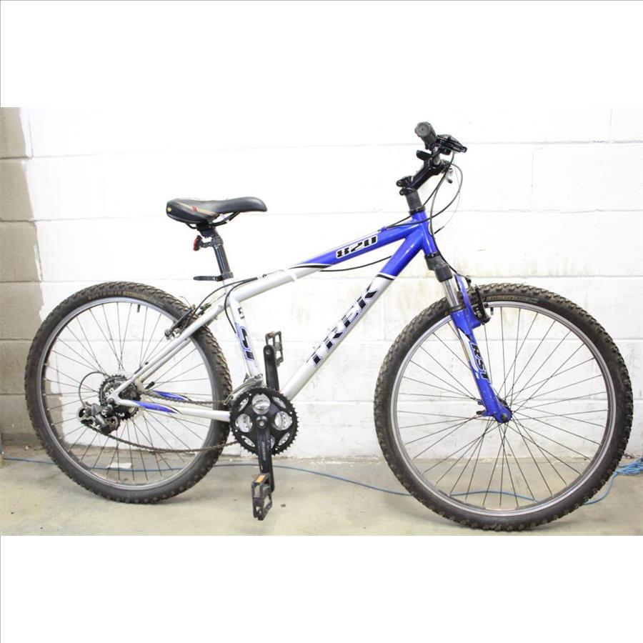 Trek SingleTrack 820 Mountain Bike | Property Room