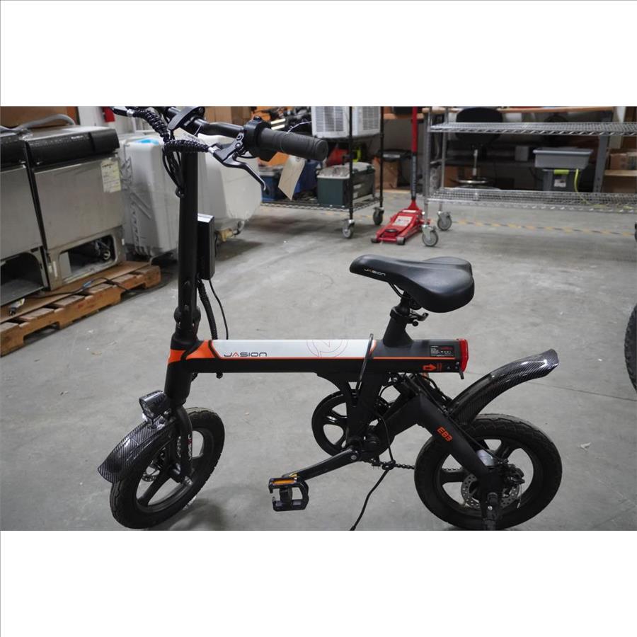 White Jasion EB3 Electric Bike | Property Room