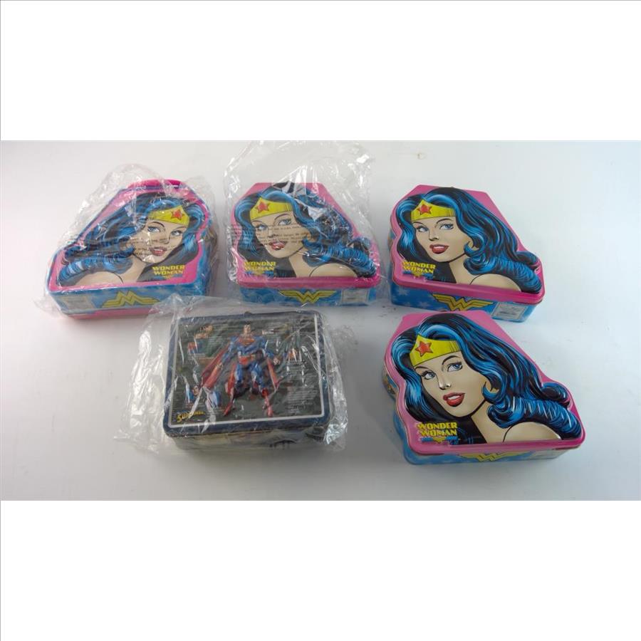 Wonder Woman Lunch Box | Property Room
