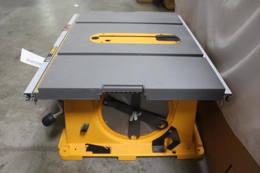 Dewalt Dw744 10" Jobsite Table Saw | Property Room