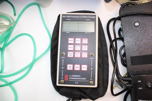 DG-700 Pressure & Flow Gauge, Unknown Type Duct, & More; 6 Pieces ...