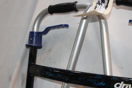 Drive HX5 9JP Medical Trigger Release Folding Walker | Property Room