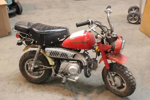 Panda Funrider Super 49 Cdi Jincheng Motor Scooter | Property Room