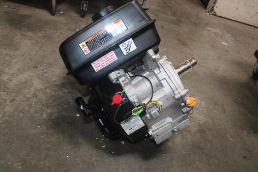 Predator 8 Hp 301cc Ohv Horizontal Shaft Gas Engine | Property Room