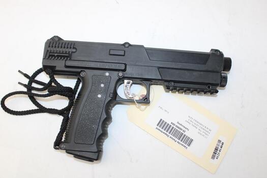 Salt Self-Defense Salt Gun | Property Room