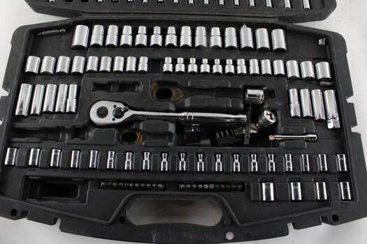 Stanley Ratchet And Fitting Set, 50+ Pieces | Property Room