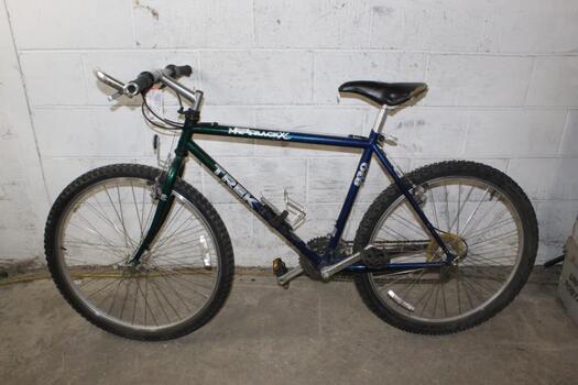 Trek Mountain Track 830 Mountain Bike | Property Room