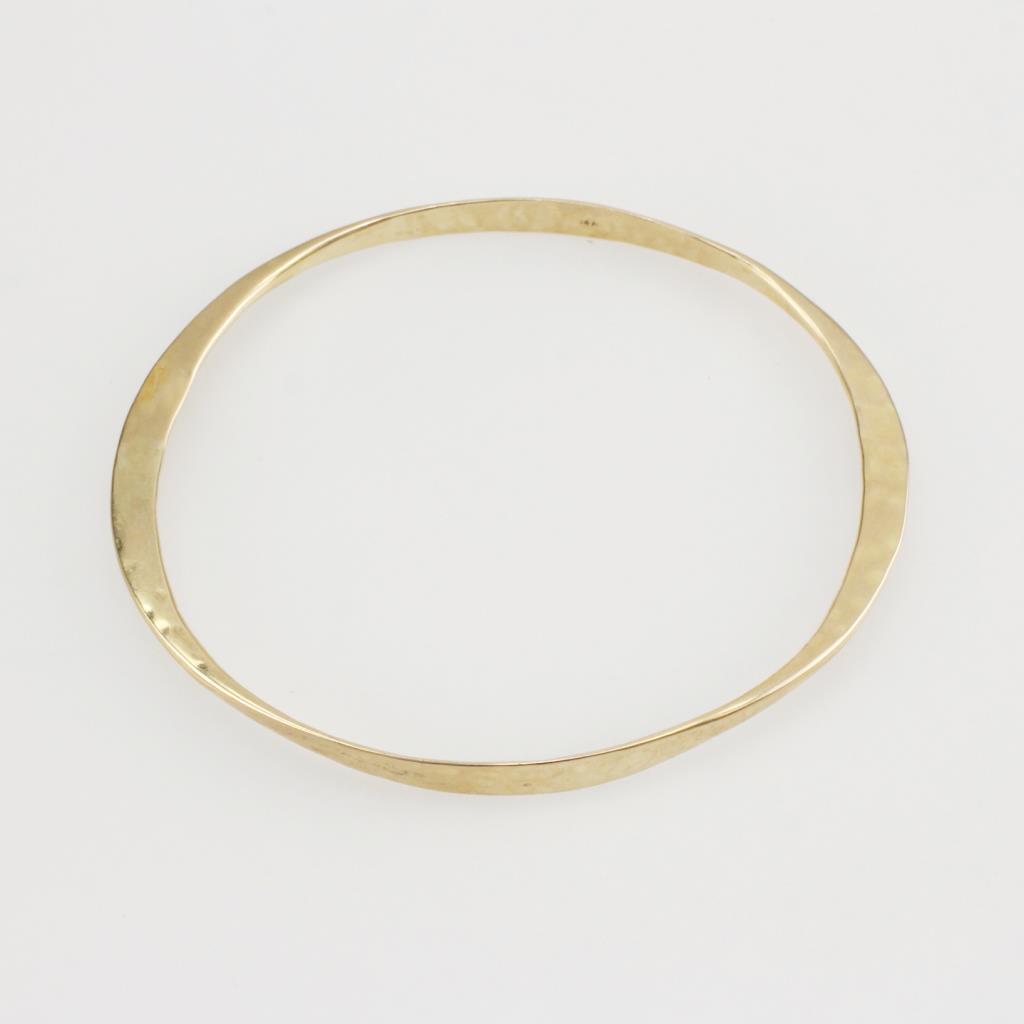 14k Gold Twisted Bangle Bracelet | Property Room