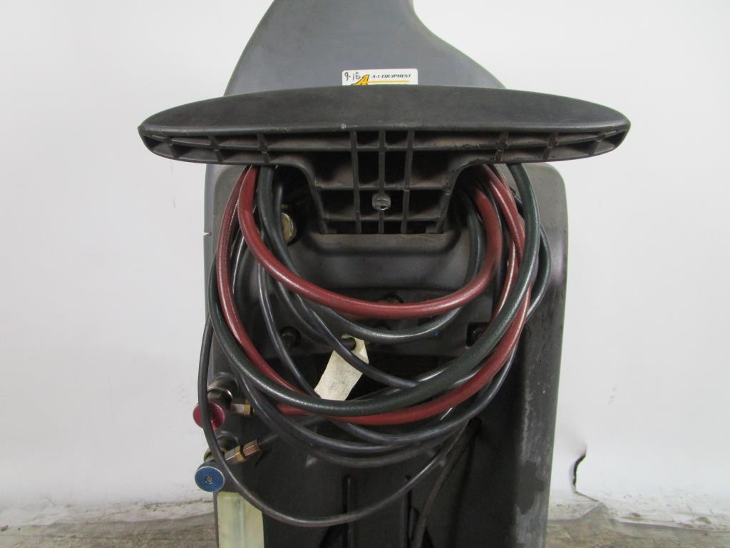 Cool-Tech 700 Robinair Air Conditioner Re-Charge Machine | Property Room