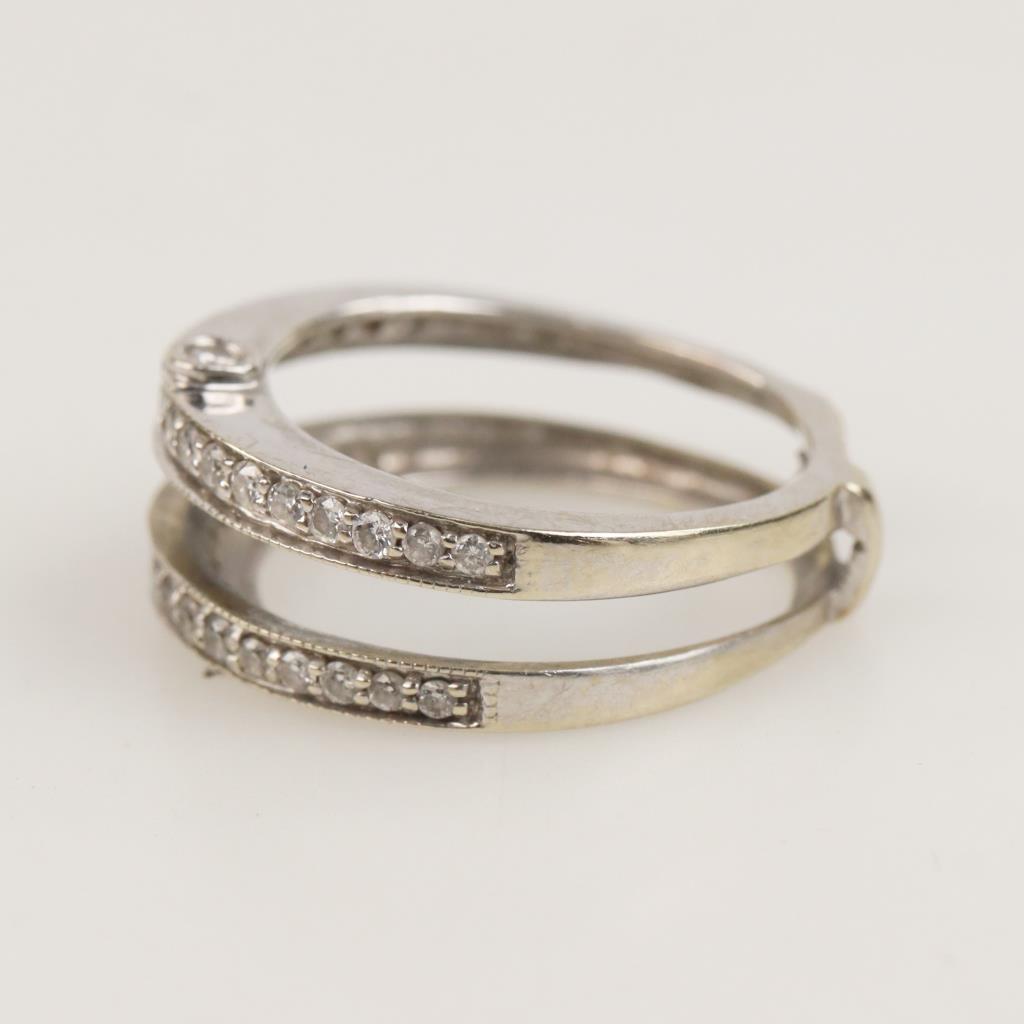 0.20ct TW Diamond 14kt White Gold Insert Wedding Ring | Property Room