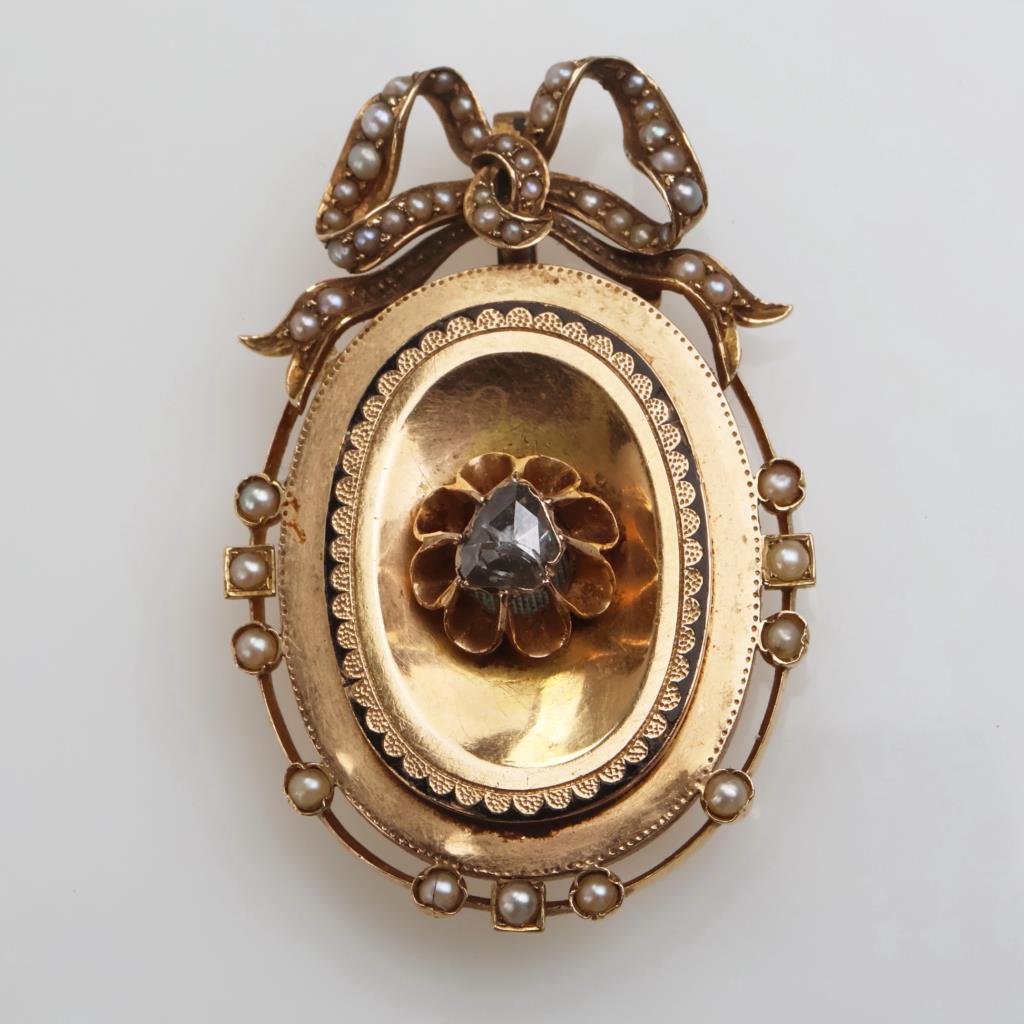 0.35ct TW Diamond 14kt GP Seed Pearl Heirloom Locket -Evaluated By Our ...