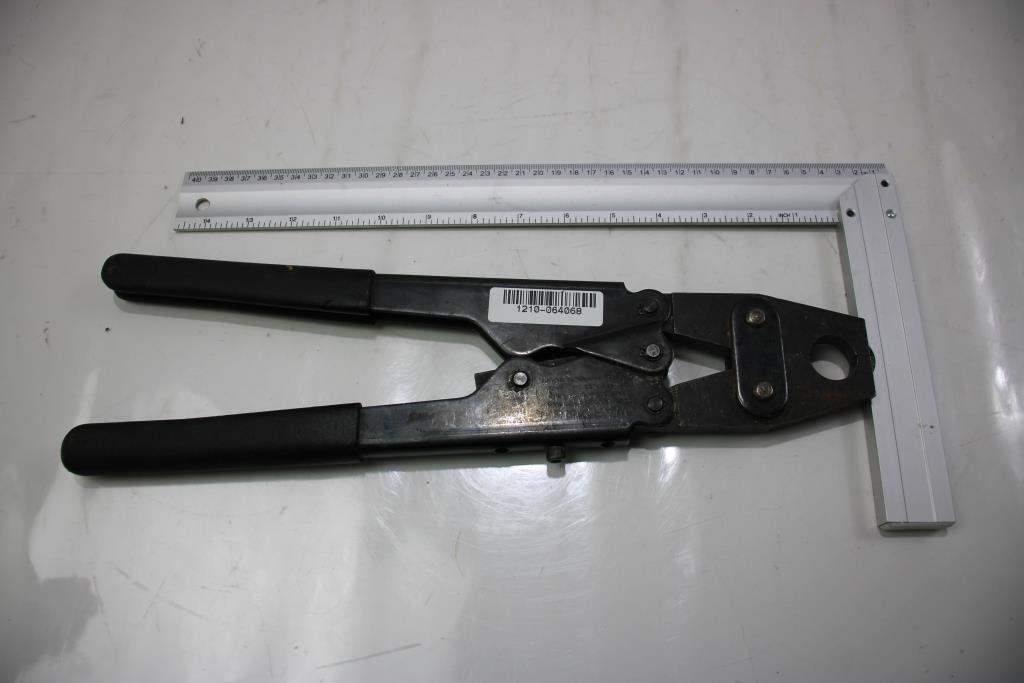 1 Inch Crimping Tool | Property Room