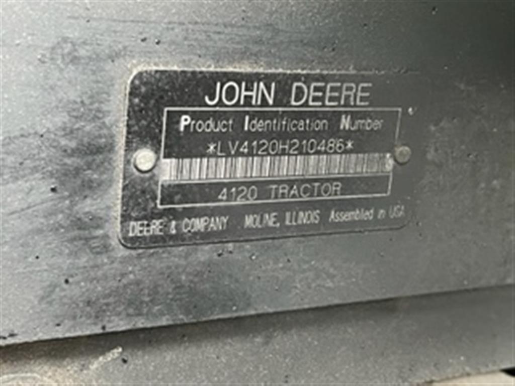 1 John Deere 4120 (Brooklyn, NY 11214) | Property Room