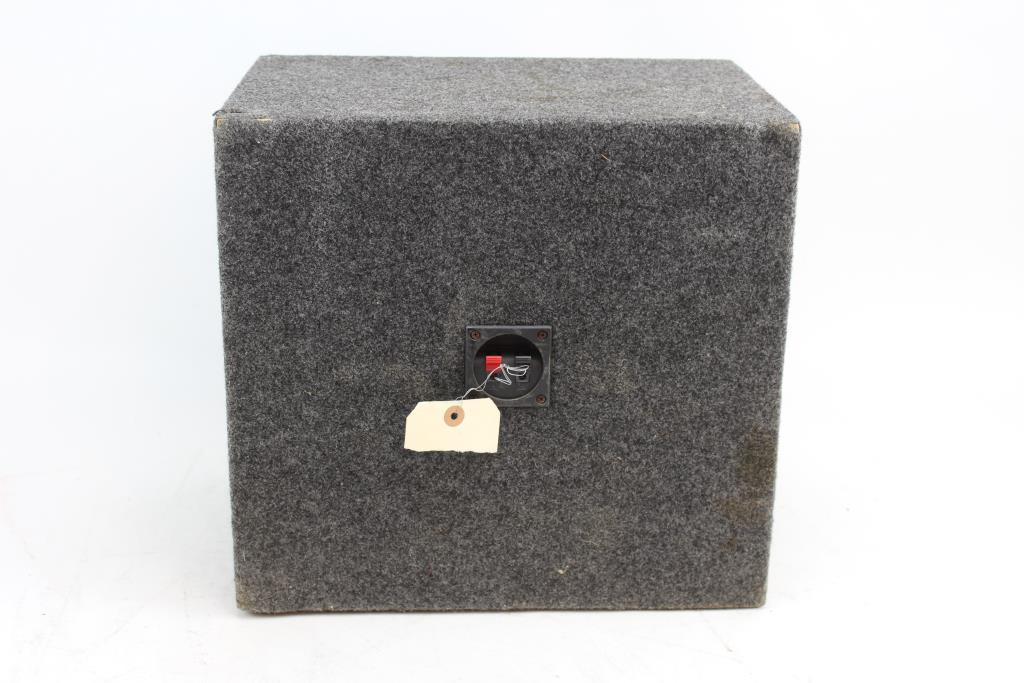 10" Alpine Type R 10 Subwoofer In Speaker Box | Property Room