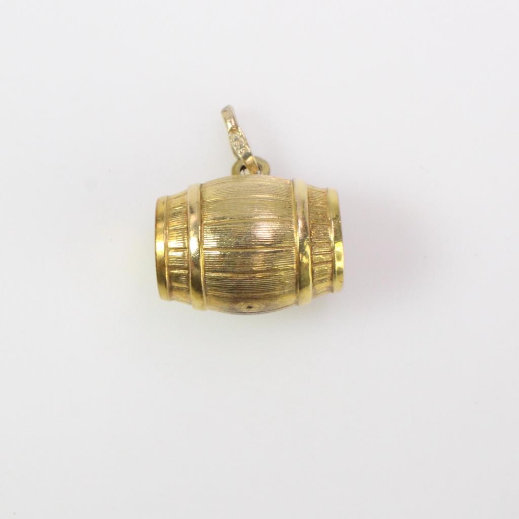 10k Gold 1.74g Barrel Pendant | Property Room