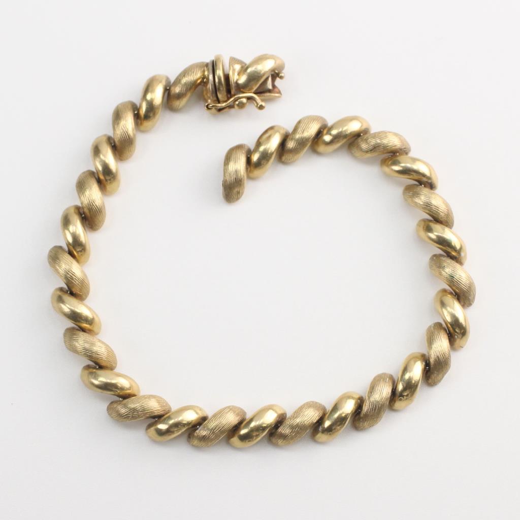 10k Gold Bracelet | Property Room