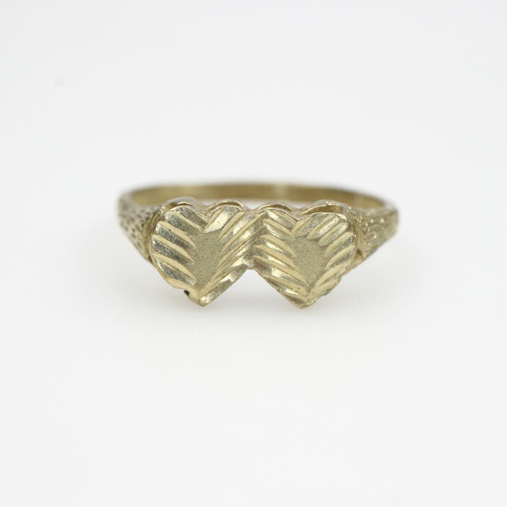 10k Gold Double Heart Ring | Property Room