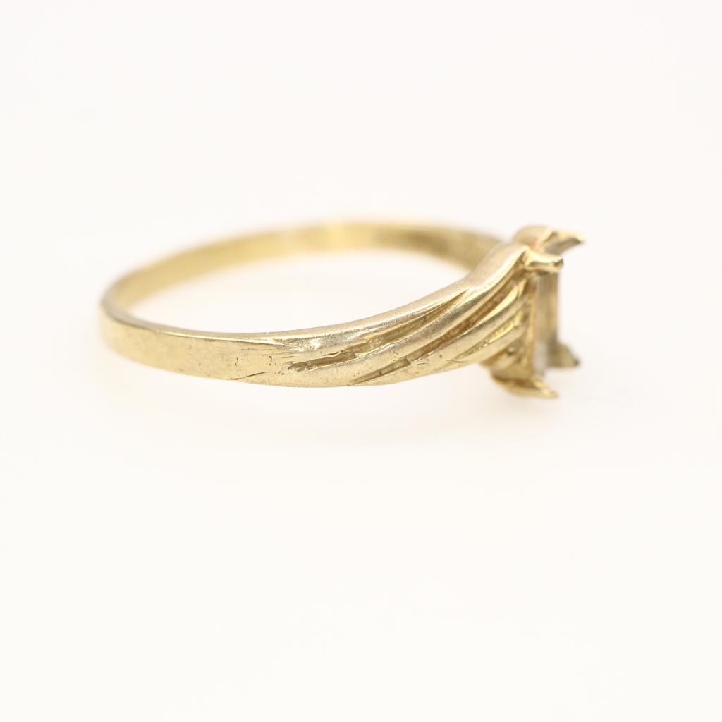 10k Gold Ring | Property Room