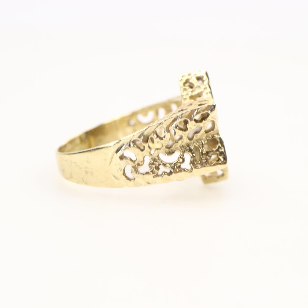 10k Gold Star of David Ring | Property Room