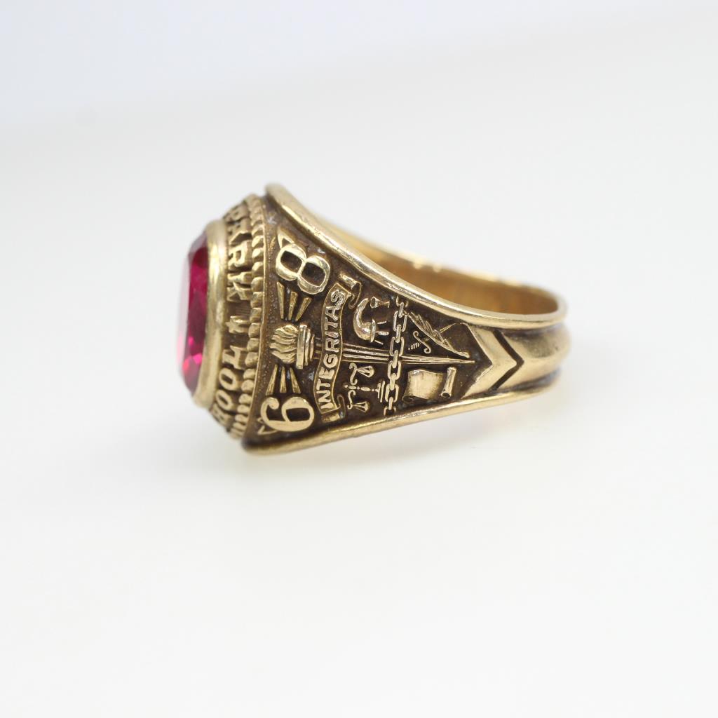 10k Gold Synthetic Red Spinel Glass Ring | Property Room