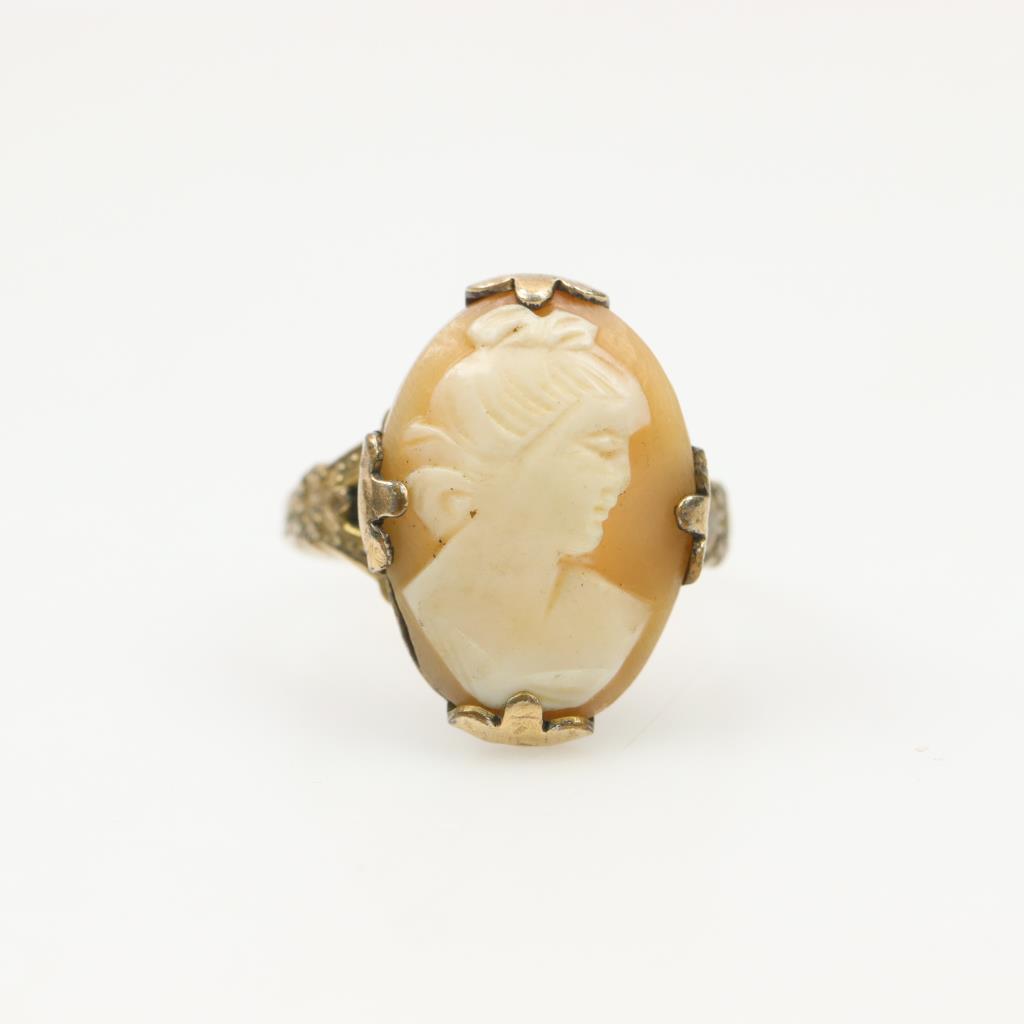 10kt GF Shell Cameo Ring | Property Room