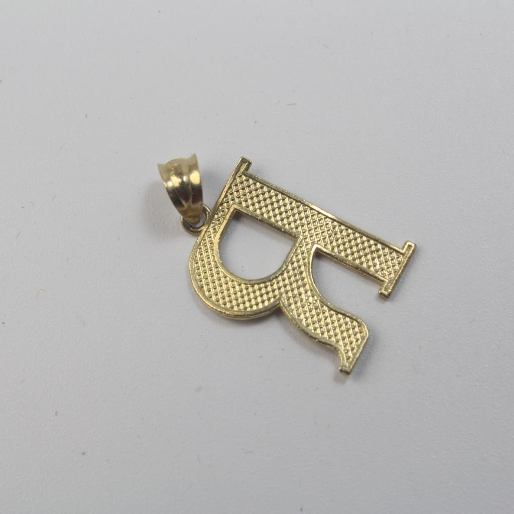 10kt Gold 1.18g Letter 'R' Shaped Pendant | Property Room