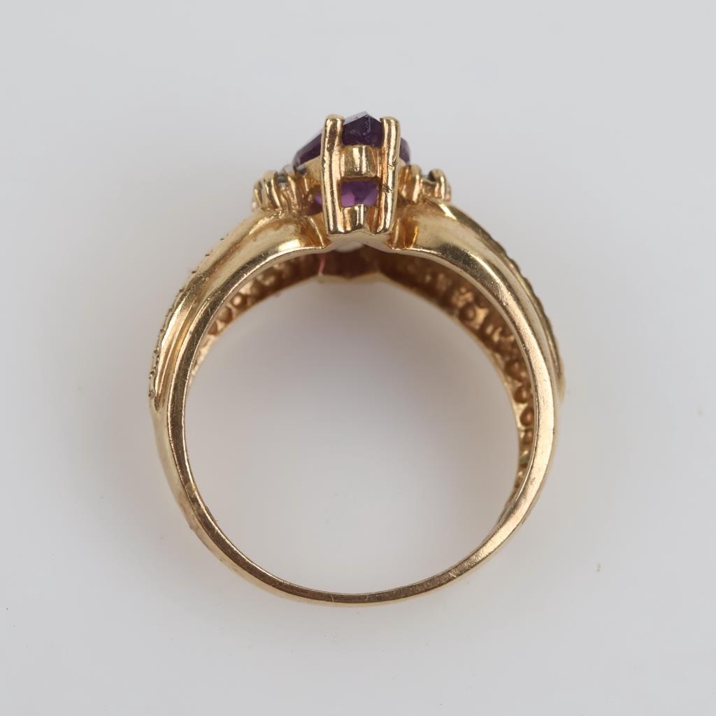 10kt Gold Amethyst Diamond Accent Ring | Property Room